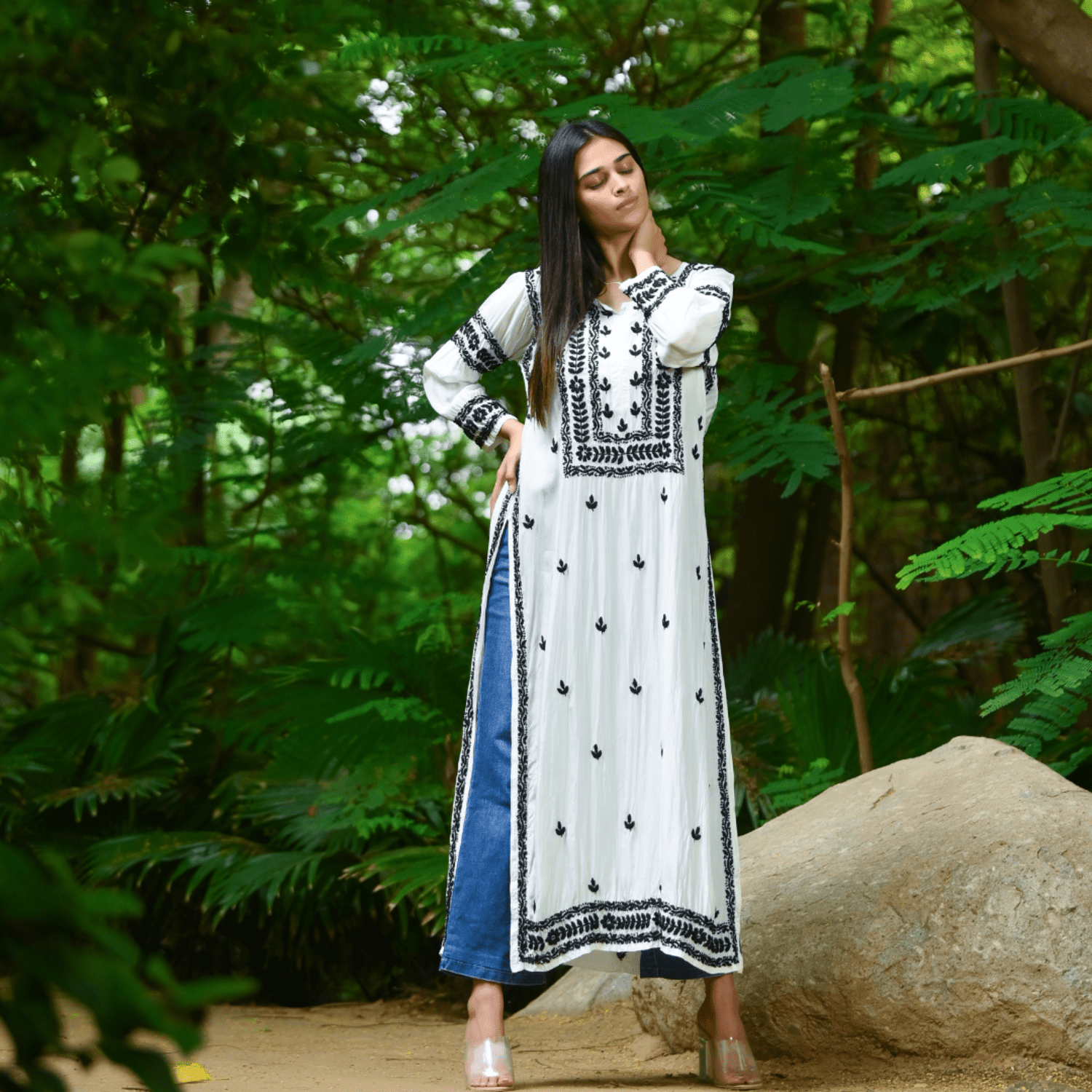 Buy Hand Embroidered Lucknowi Chikankari dresses Online for Women ...